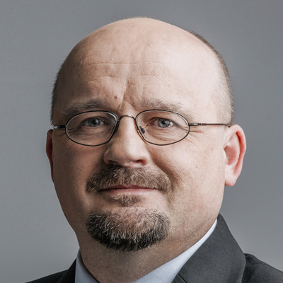 Za červenou čárou